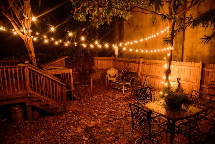 Artsy Downtown Bungalow W/private Entry! - Charleston, SC