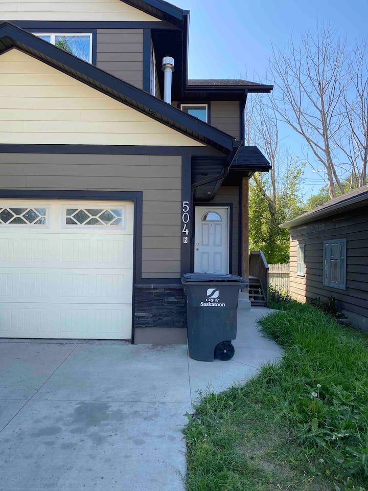One Bedroom Basement Apartment - Saskatoon