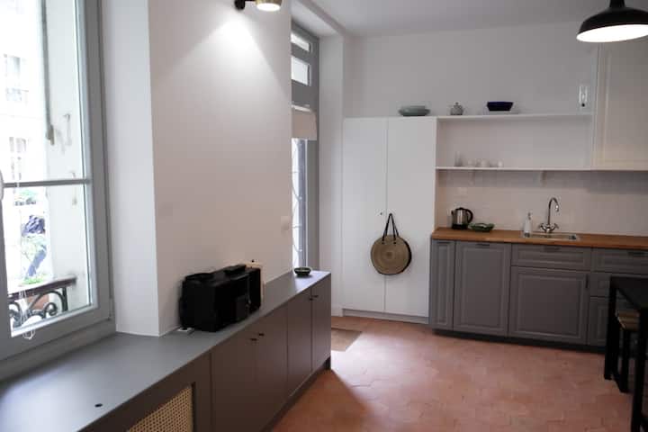 2 Pièces De Charme Niché Au Coeur Des Batignolles - París