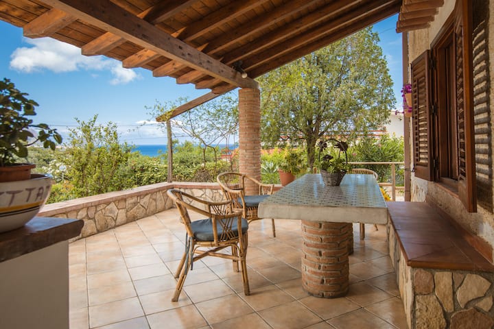 Casa Pot Santoro - Altavilla Milicia