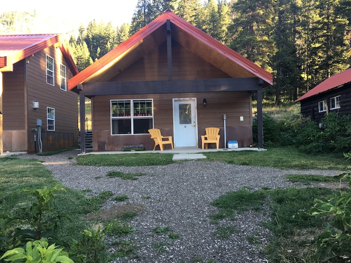 Bull Run Cabin 7 - Cooke City-Silver Gate, MT