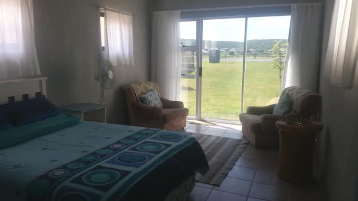 Vermaak~likheid Garden Cottage - Stilbaai