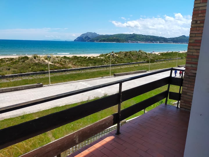 Apartamento Primera Línea Playa - Liendo