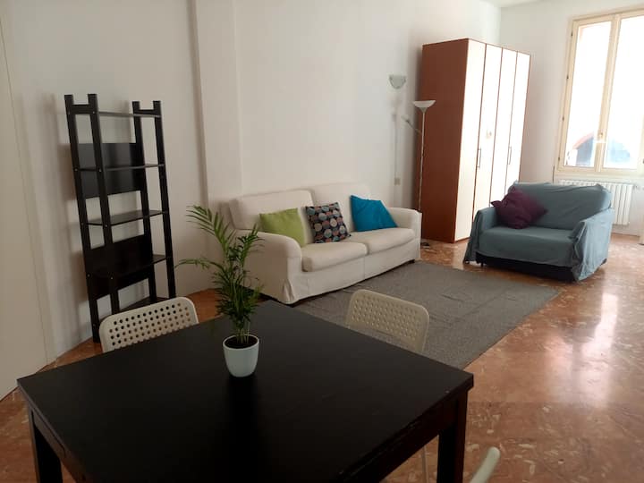 Ampio Monolocale Nel Cuore Del Centro Storico - Bologna