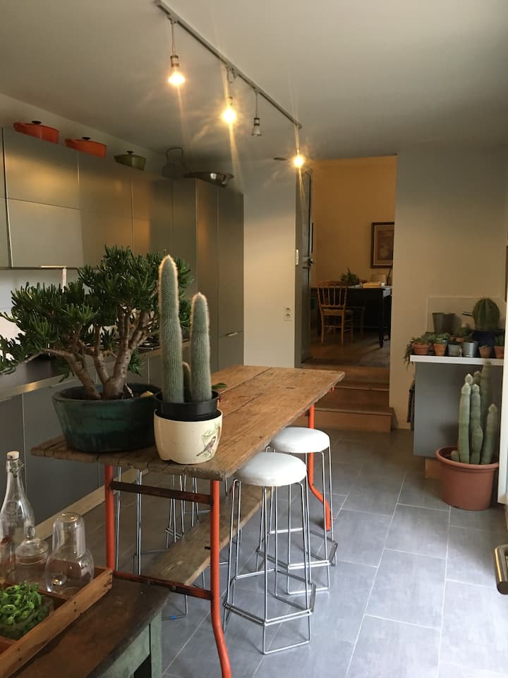 Entre Le Marché De Talensac Et La Place Viarme - Nantes