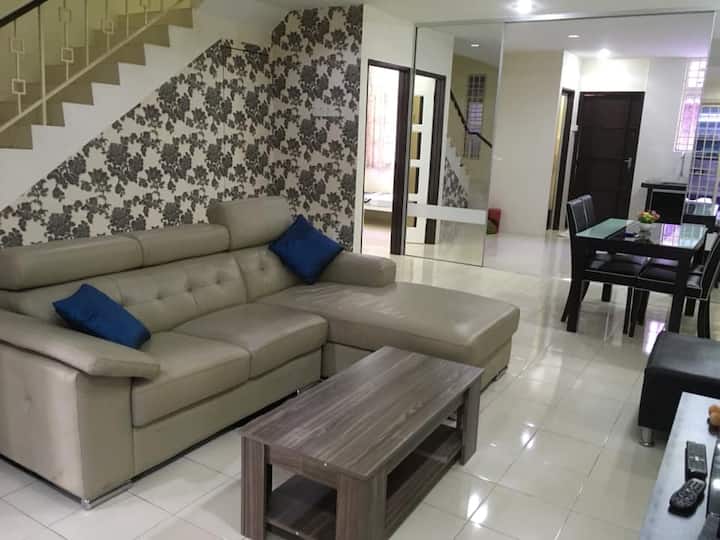 Butterworth Sutera Family Homestay - Perai