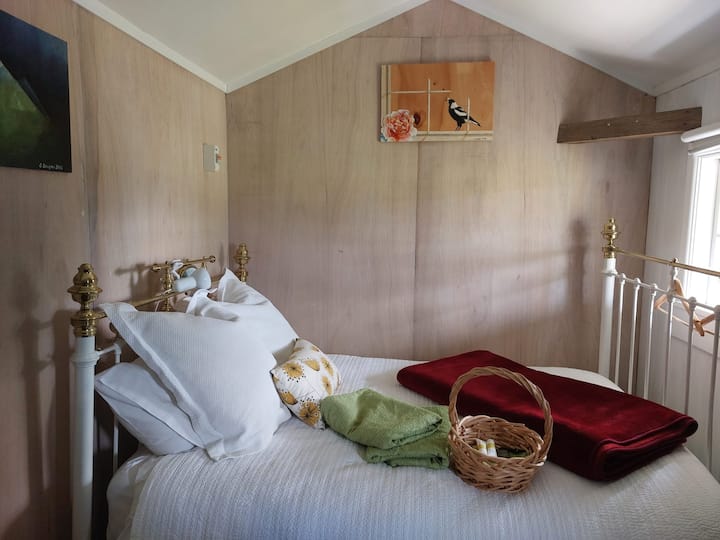 Cosy Country Hut - Winton