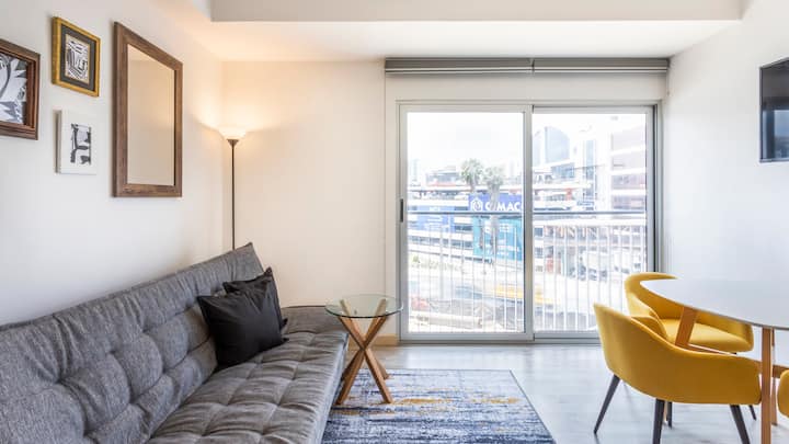 Modern & Cozy Apartment In Zone 4 - Guatemala