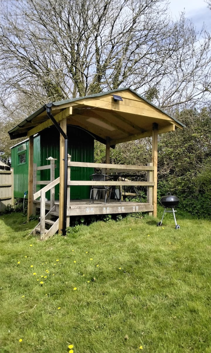 Swift Shepherd Hut, Near River Cottage,lyme Regis - Seaton