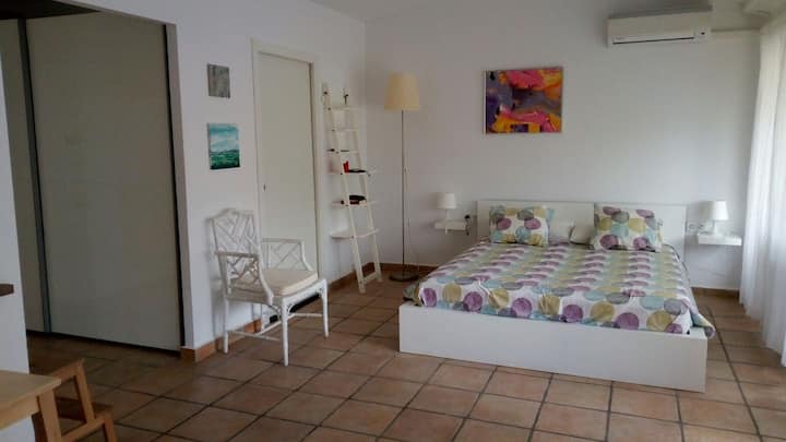 Estudio En  Milla De Oro, Marbella. - Marbella