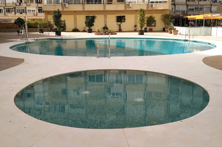 Apartament En El Centro 600m De La Playa - Torremolinos