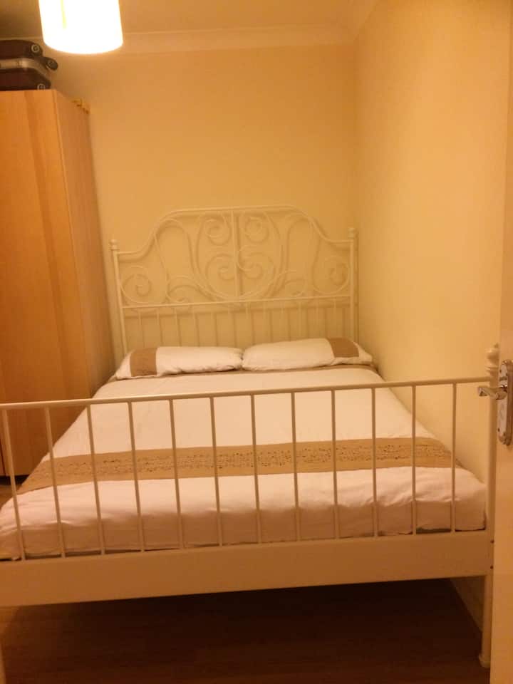 Cosy Lovely Room In A 2 Bedroom Flat - Moffat