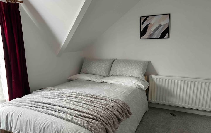 Bedroom On The Ormeau Road - 貝爾法斯特