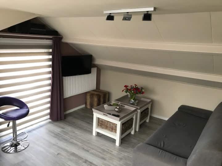 A La Mer Chez John, Votre Chez Soi - Leiden