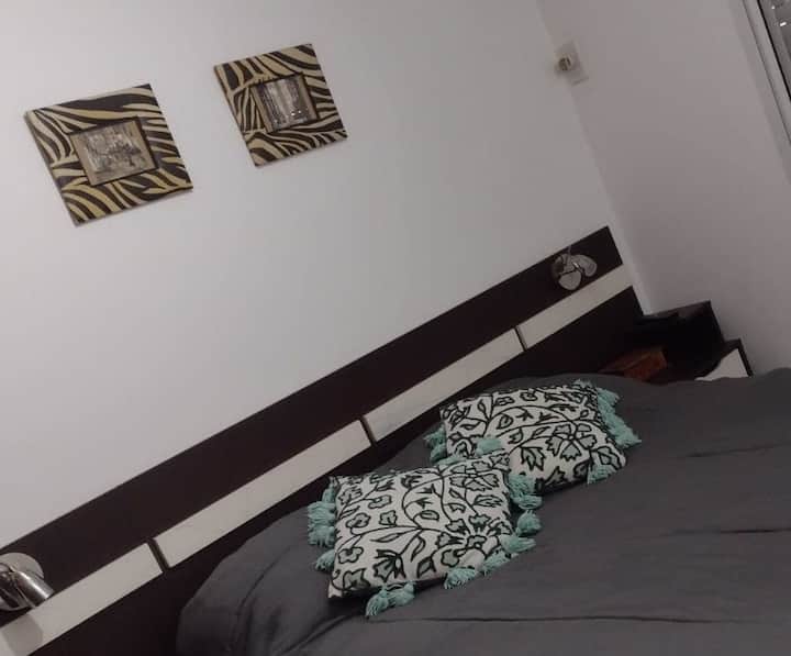 Cálido Apartamento En El Corazón De Pichincha. - Rosario