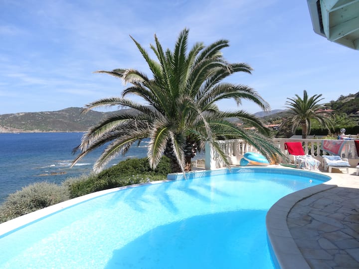 Superbe Villa Corse Avec Vue Sur La Mer. - Ajaccio