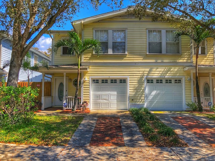 Great Location! Townhome + Gym And Standup Desk - Tampa