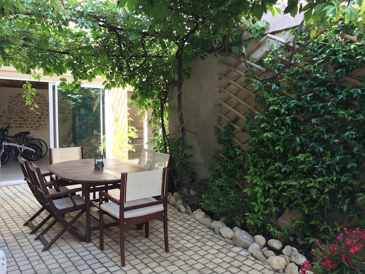 Maison  Avec Patio Situé Au Coeur Du Village - Vaison-la-Romaine
