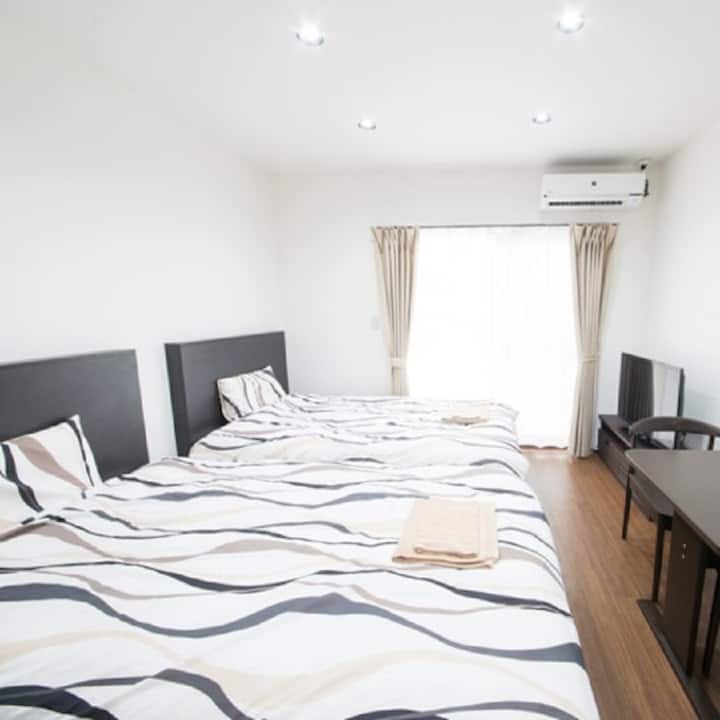 3 Minutes Walk To Downtown! Free Wi-fi ＆ Parking - Ishigaki