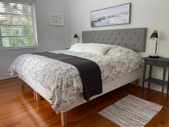 Coral Gables Duplex - Coral Gables, FL