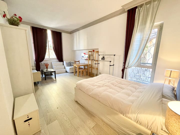 Vatican Suite 18944 - Roma