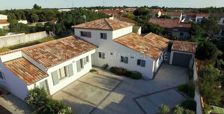 Villa 6 Chambres à Saint Martin Proche Plage - Île de Ré