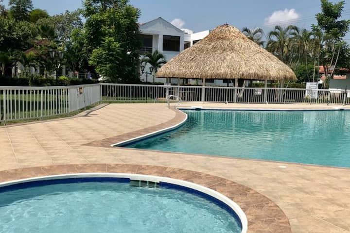 Bella Casa Para Descanso En Condominio 16p Melgar - Melgar