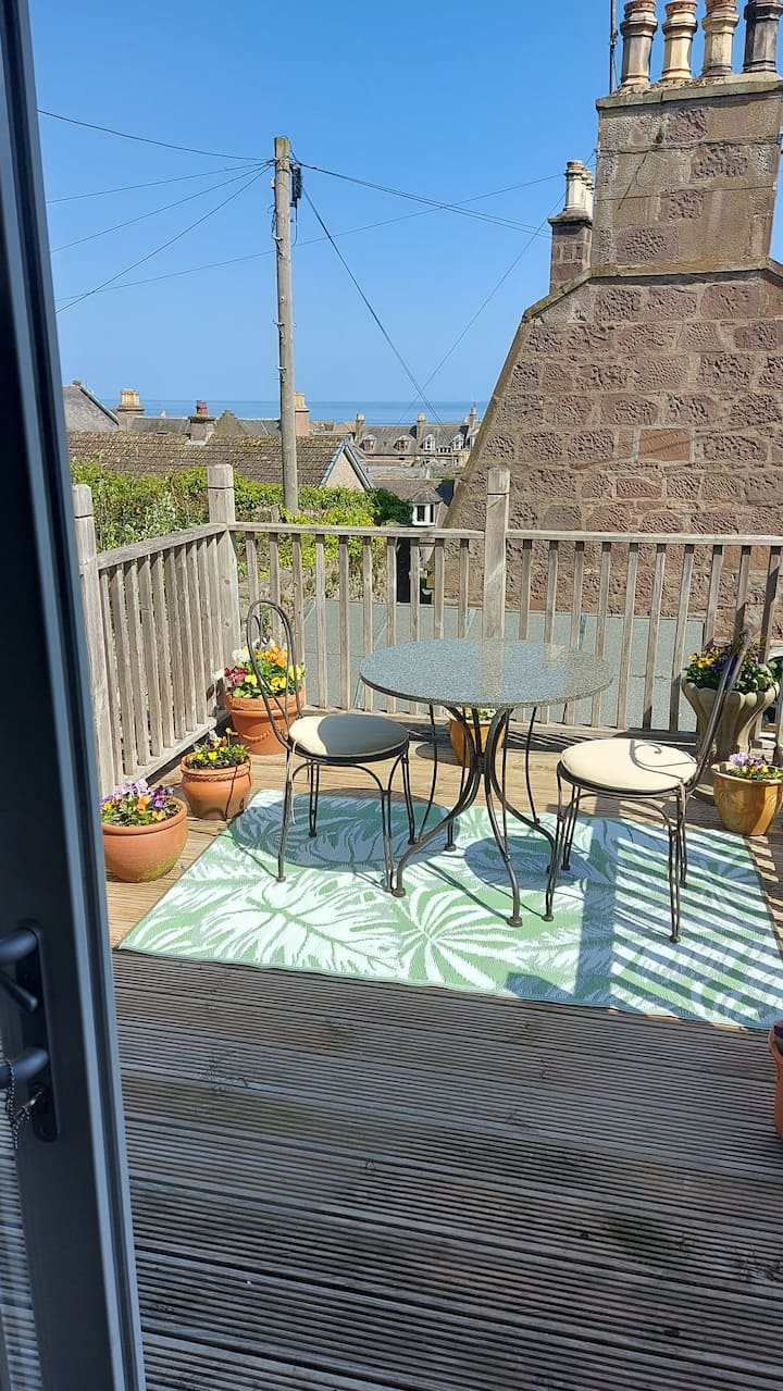 Little Gem - Stonehaven