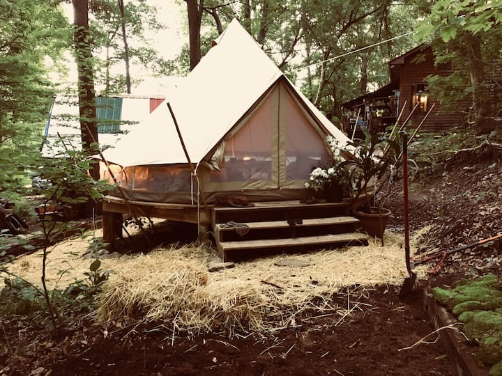 Cosmic Possum Playhouse - Berea, KY