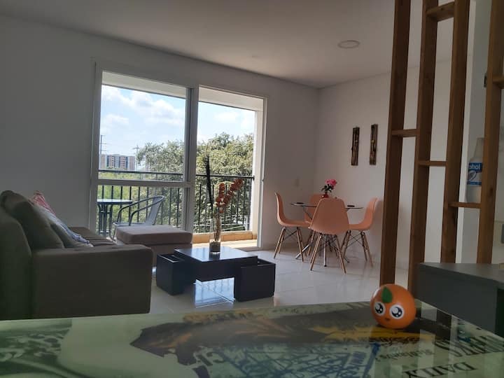 Apto  Cali Un Lugar úNico, Vista, Paz Y Comodidad - Cali