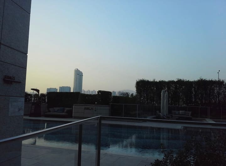 寬敞舒適酒店式公寓/商務公寓｜步行1分鐘到hkcec 會議展覽中心 - Wan Chai