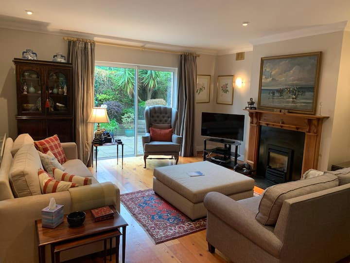 Gorgeous 3 Bedroom Mews House In Dalkey Village - Dublin