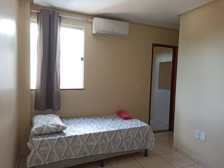 Apartamento Prático E Amplo No Centro De Santarém - Santarém