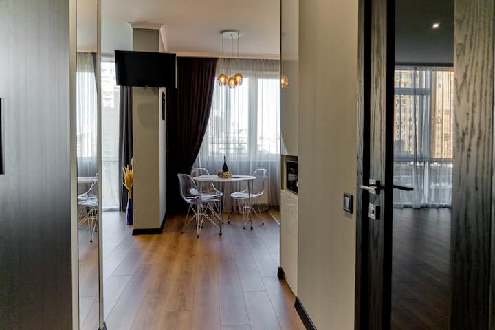 This House May Contain Prosecco (Arcadia) - Odesa