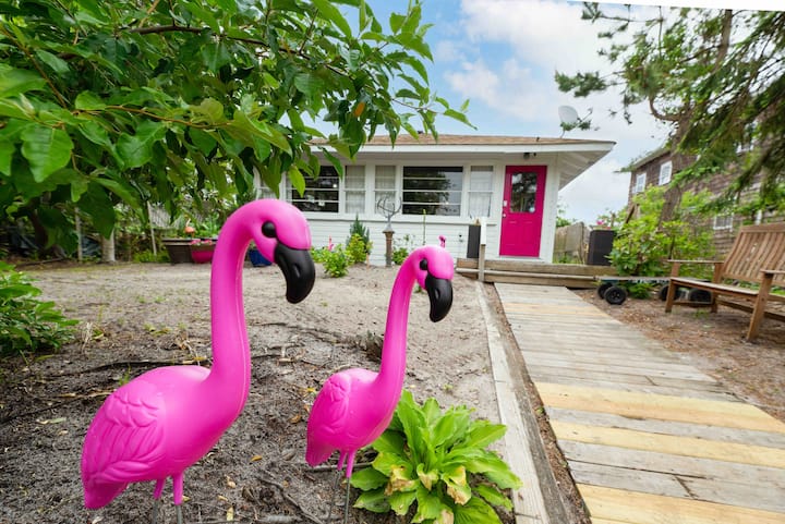The Pink Sandbox With Hot Tub & Pool - Fire Island, NY