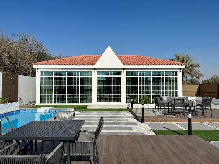 Luxury Farm House Chalet With Private Pool - Abu Dhabi