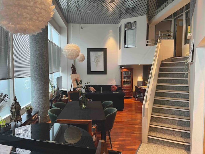 Loft Apartment Near The City Center - Reykjavik