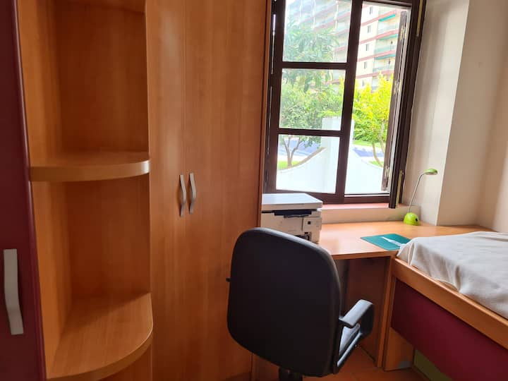 Habitación Con 2 Camas - Almuñécar