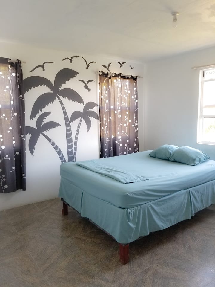 Cozy Private Room . - Barbados