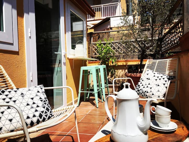 Terrace. Beach Side. 15 Min To Ramblas By Train. - Sant Adrià de Besòs