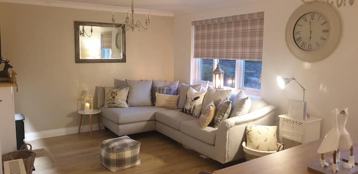 Cosy 2 Bed Apartment In The Heart Of Bowness - Bowness-on-Windermere