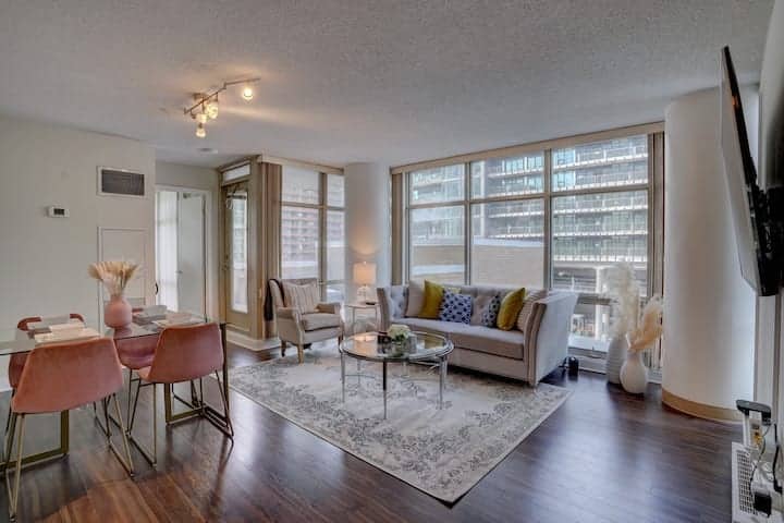 Steps To Cn Tower • Rogers Centre •150sqft Terrace - Toronto