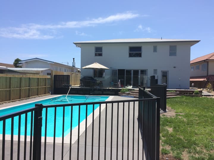 Family Beach House - Mount Maunganui