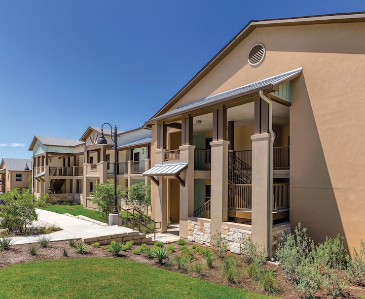 Worldmark Marble Falls Two-bedroom Suite - Marble Falls, TX
