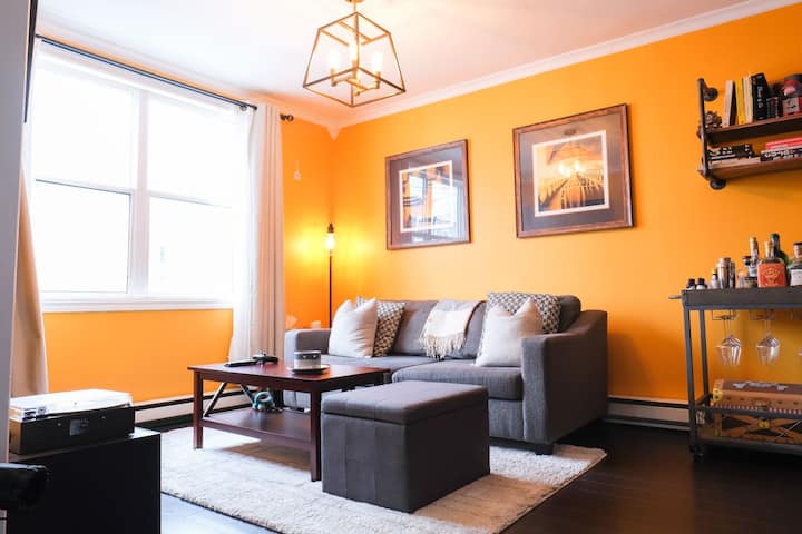 Cozy Modern Downtown Row-house - Saint John's