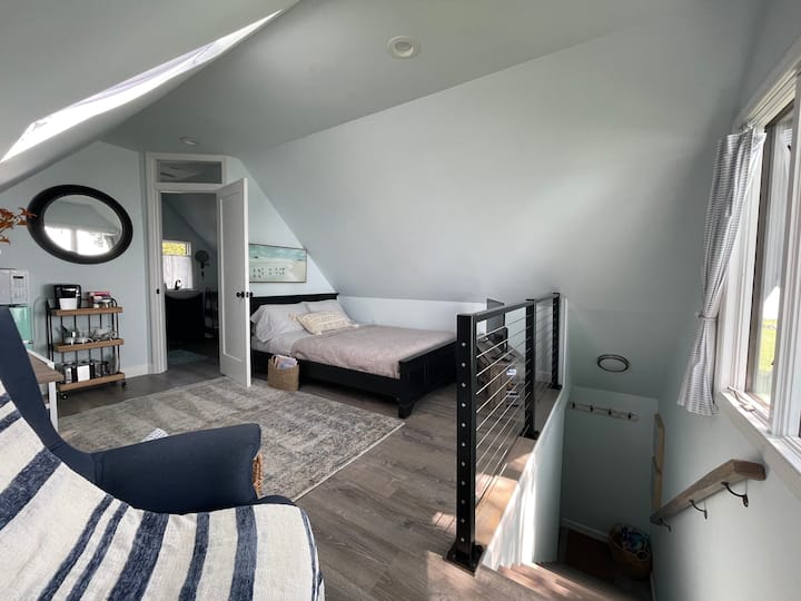 Waterfront-view Of Bay From Your Bed - Maryland