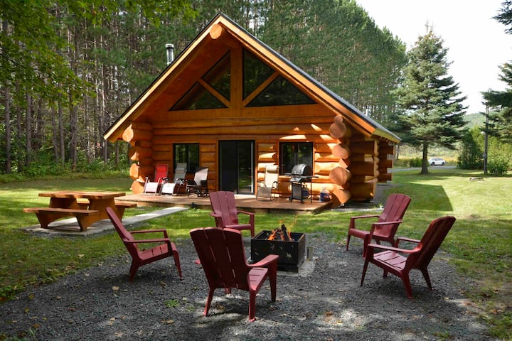 Chalet Le Valmont 

Un Vrai Paradis - Matane