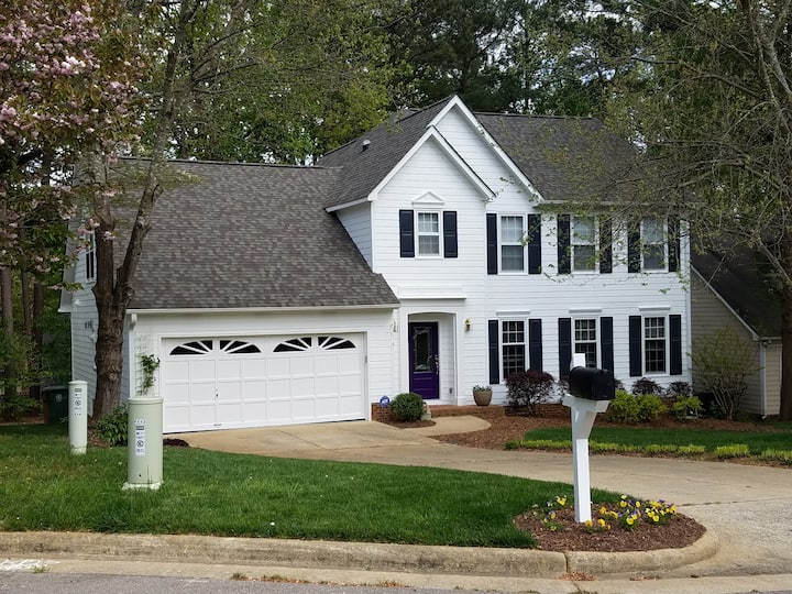 Bright, Light-filled Home In Cary! - Apex