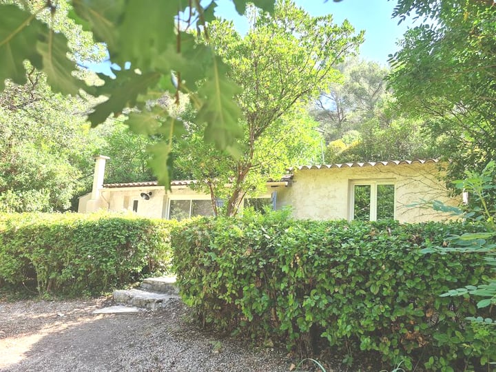 Nid De Nous - Cuges-les-Pins