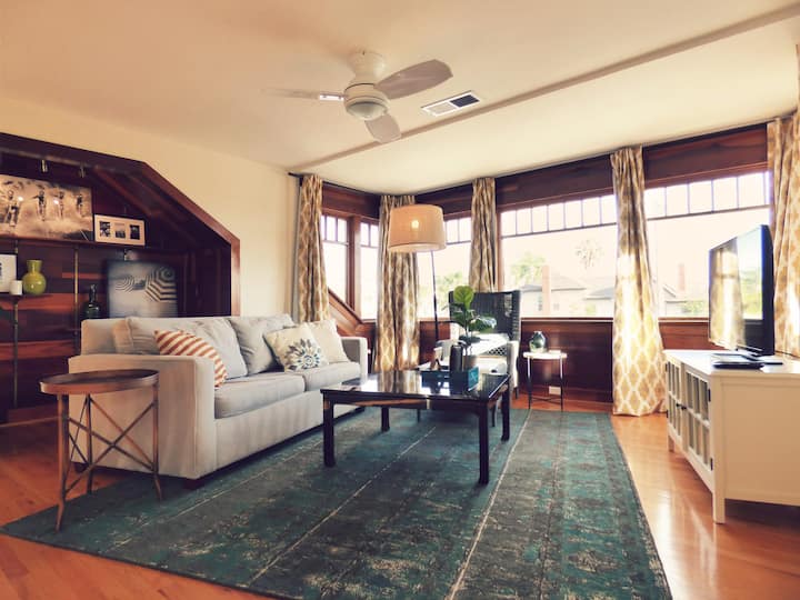 Spacious 4br Hillcrest Home In Prime Location - San Diego
